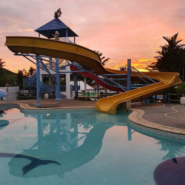 Kolam Renang Tirtayasa D'Mermaid Waterpark Di Bandar Lampung